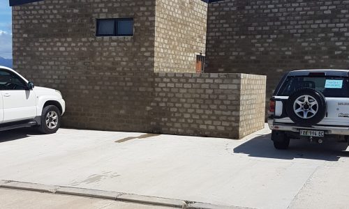 Maxi Bricks - Mobicast Bricks | Blocks | Pavers | Kerbs