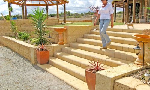 4x4 Multi Step Block - Mobicast Bricks | Blocks | Pavers | Kerbs